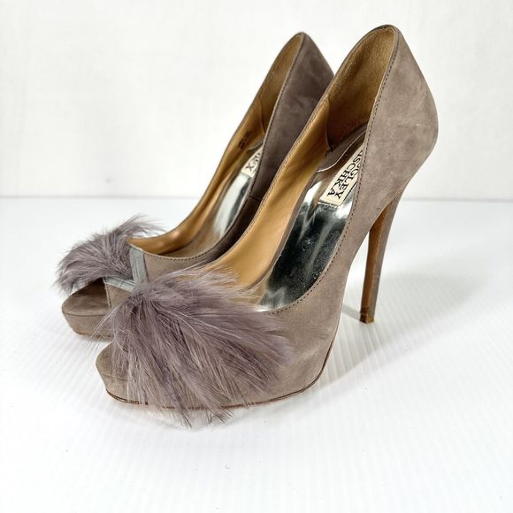 Badgley Mischka | Shoes | Badgley Mischka Ginnie Pumps 75 Feather Peep ...
